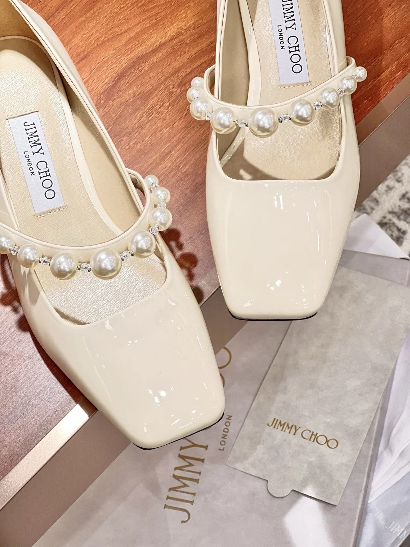 Exact replica Jimmy Choo Shoes