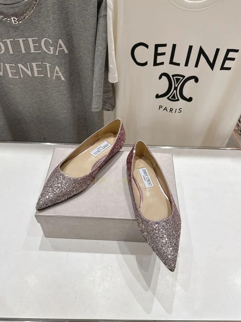 Low-cost Jimmy Choo Shoes