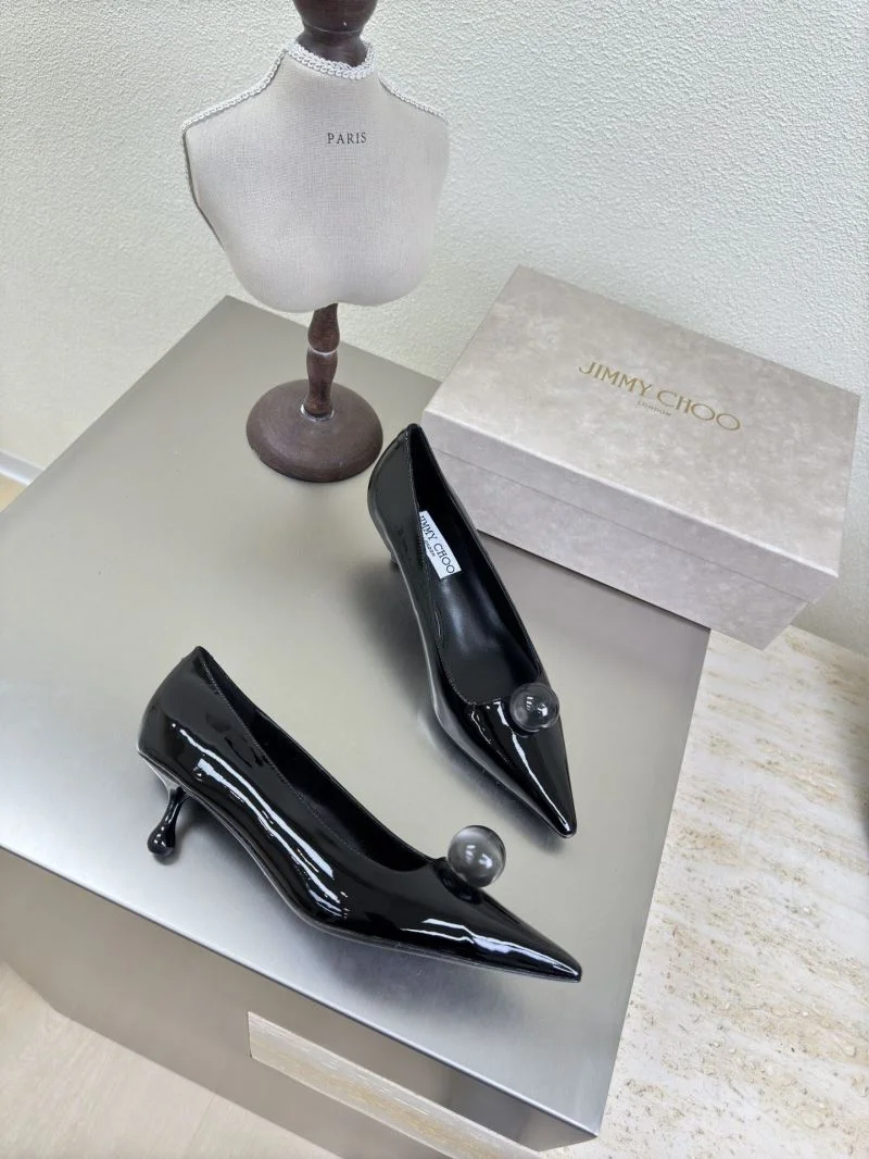 Low-cost Jimmy Choo Shoes