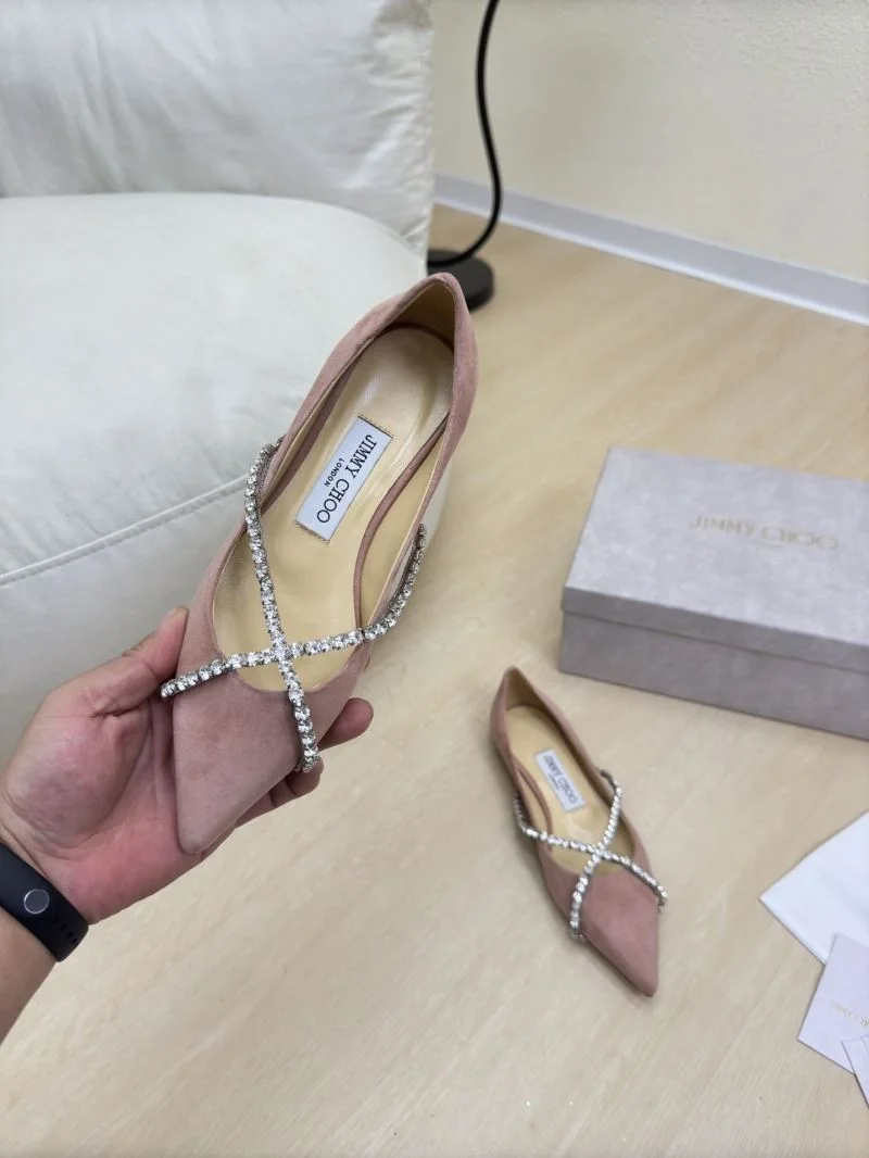 Low-cost Jimmy Choo Shoes