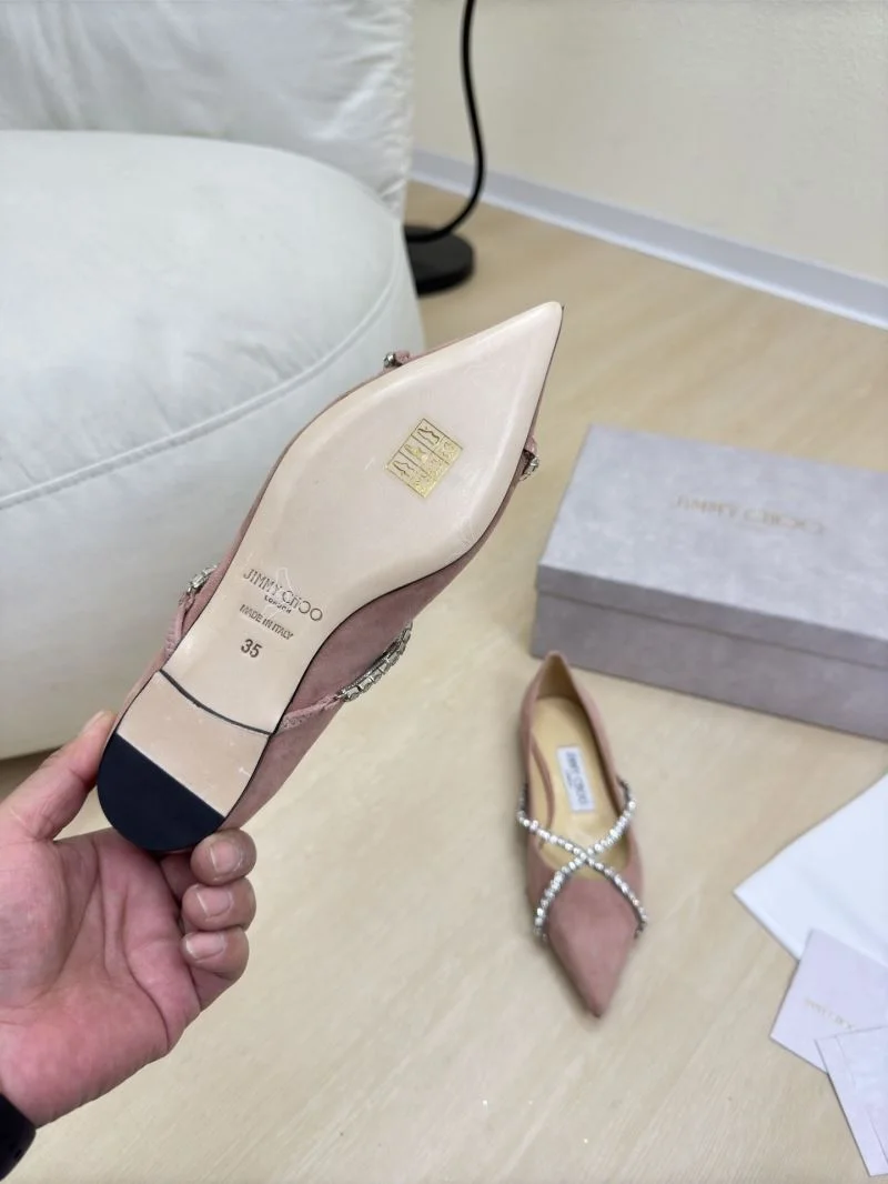 Low-cost Jimmy Choo Shoes