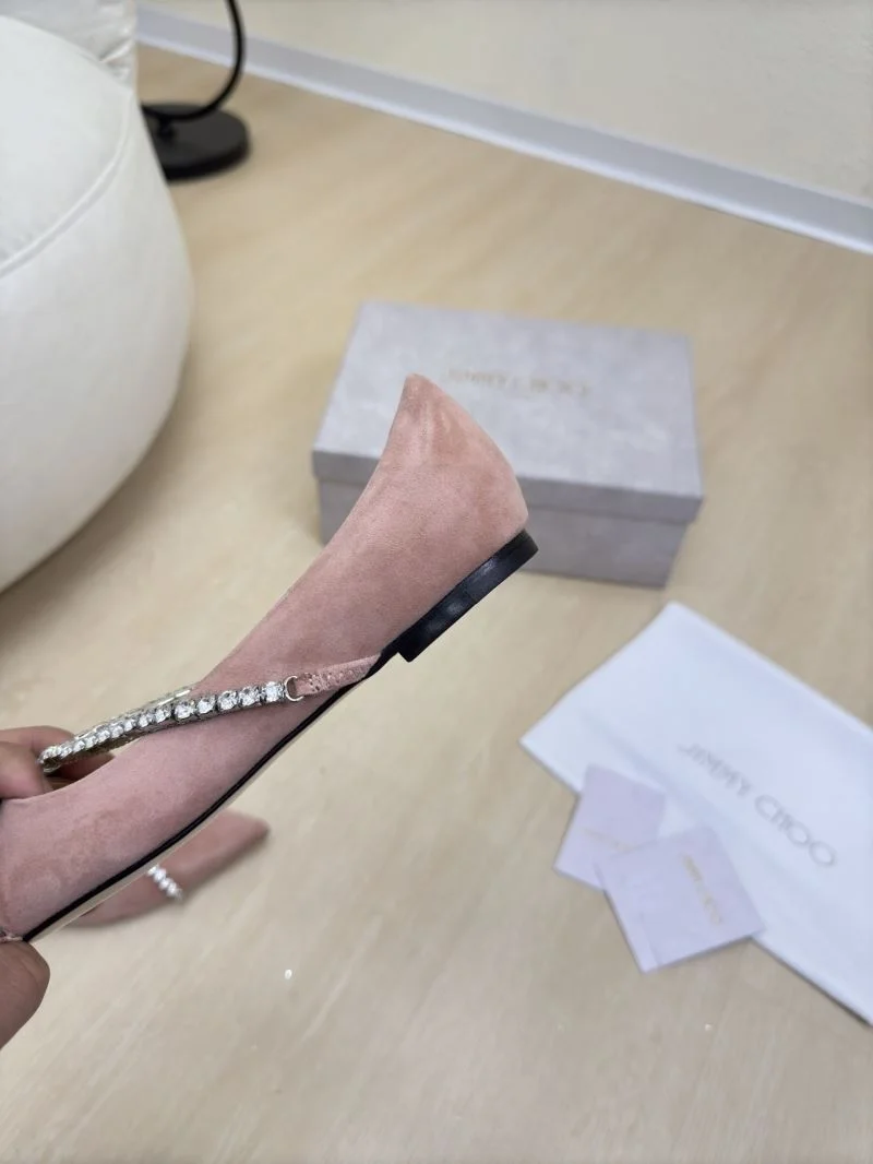 Low-cost Jimmy Choo Shoes