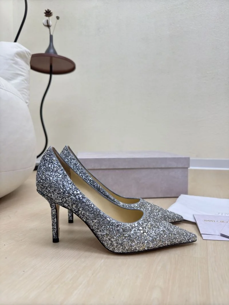 Low-cost Jimmy Choo Shoes
