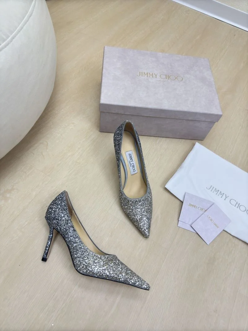 Low-cost Jimmy Choo Shoes