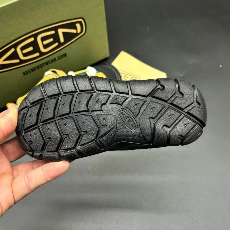 High fidelity KEEN SHOES