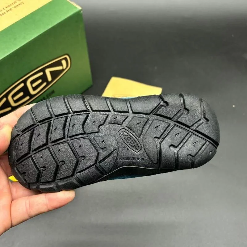 Bargain KEEN SHOES