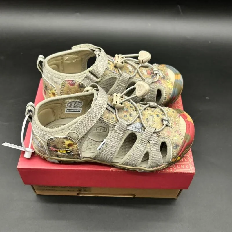KEEN SHOES