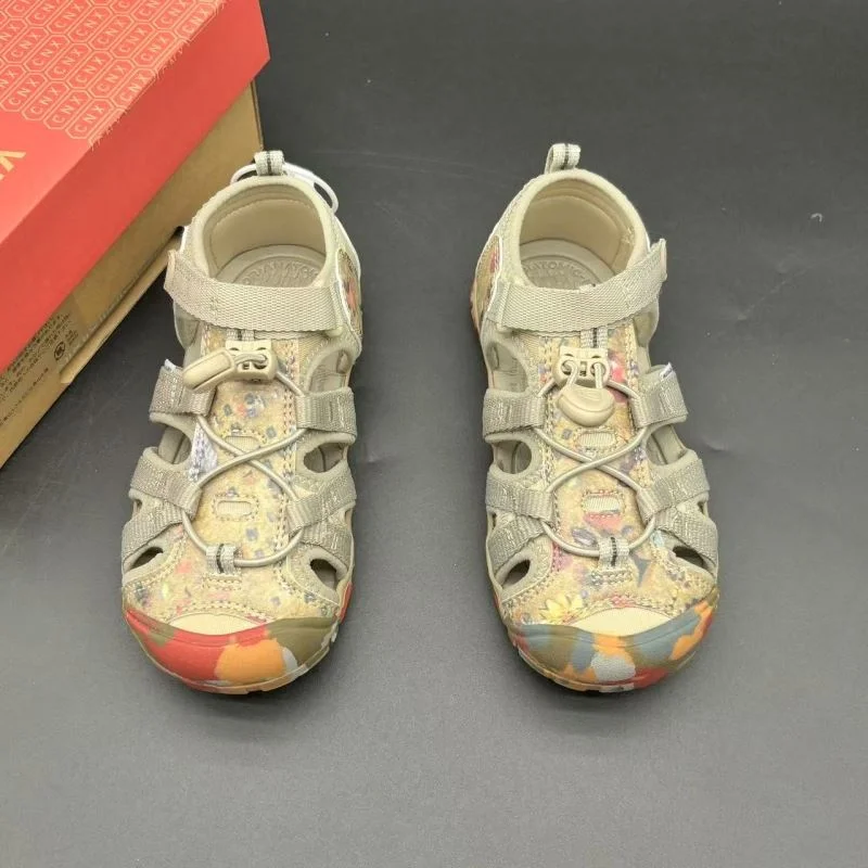 Indistinguishable KEEN SHOES