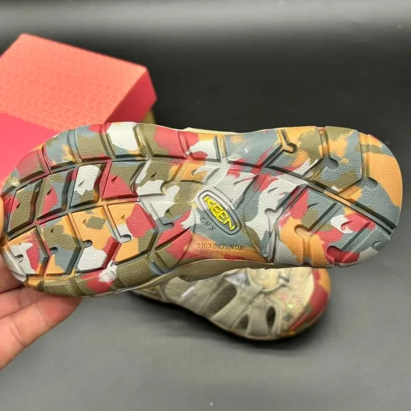 Indistinguishable KEEN SHOES