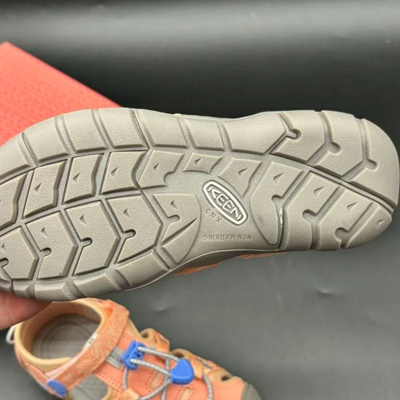Discounted KEEN SHOES