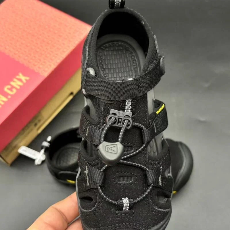 High fidelity KEEN SHOES