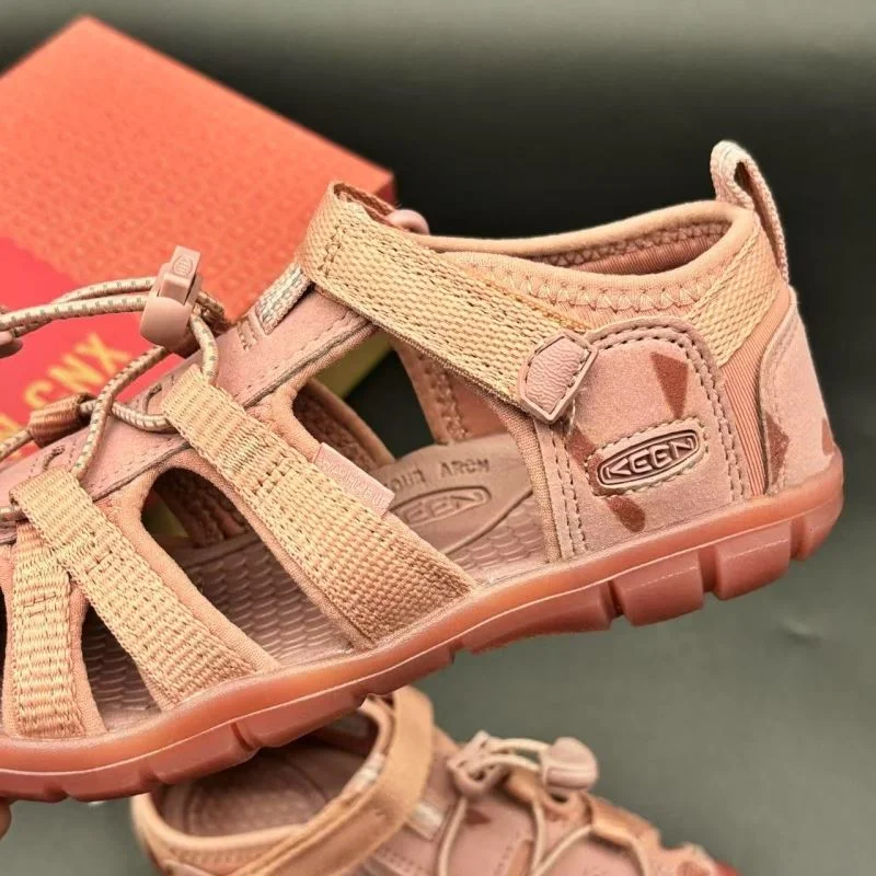 Exact replica KEEN SHOES