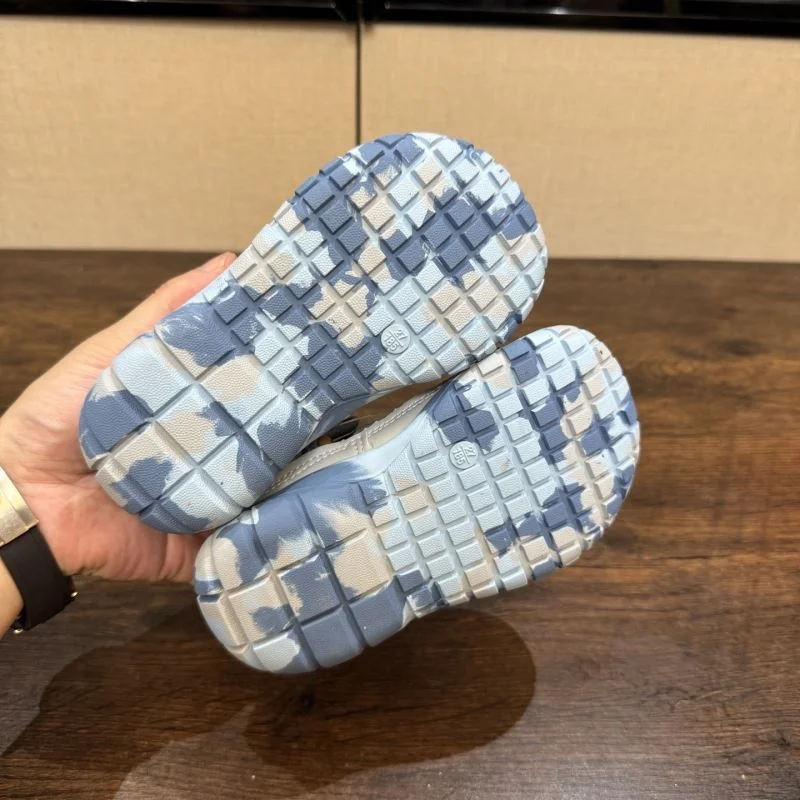 Accurate model KEEN SHOES