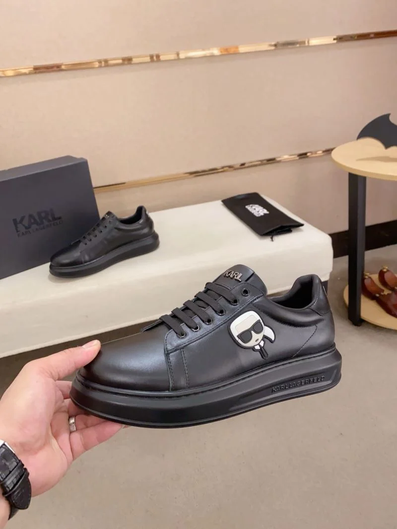 Accurate model Karl Shoes