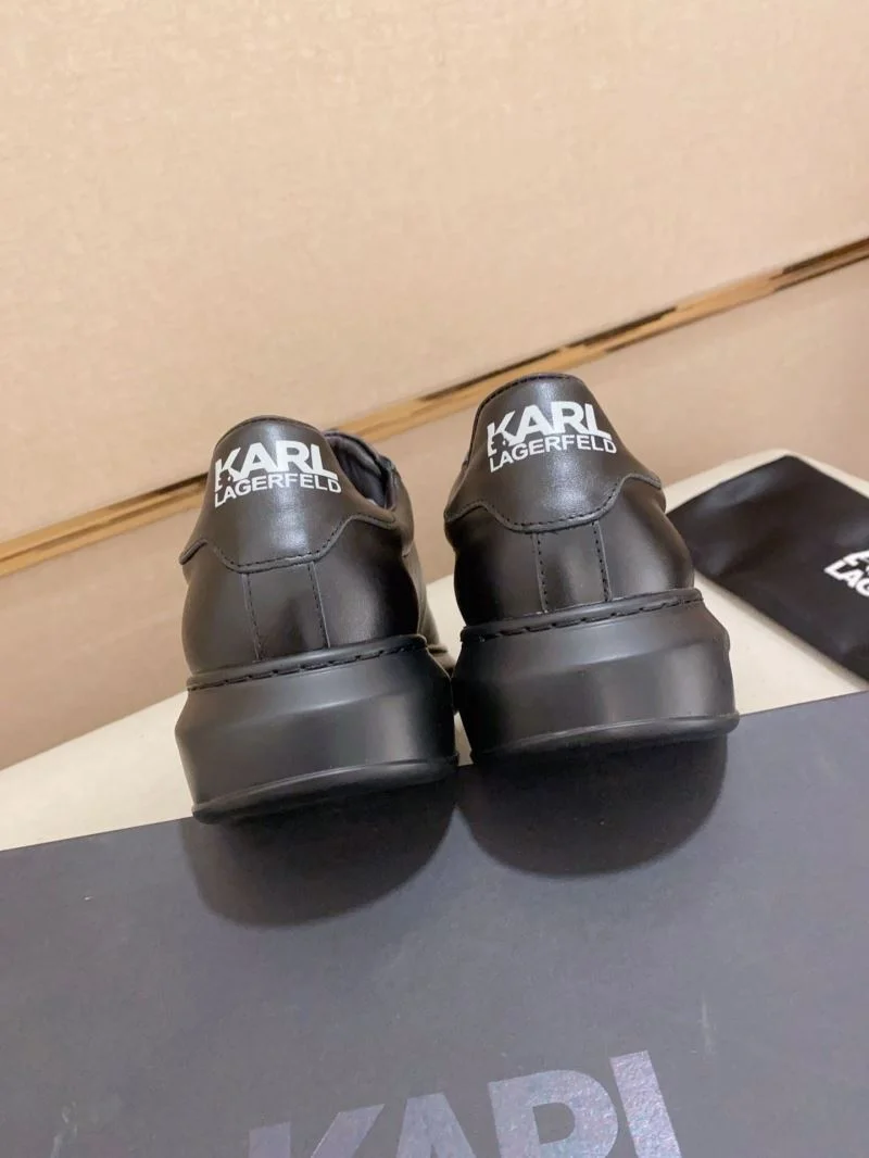 Accurate model Karl Shoes