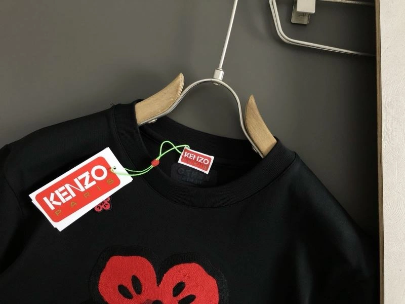 Low-cost Kenzo T-Shirts