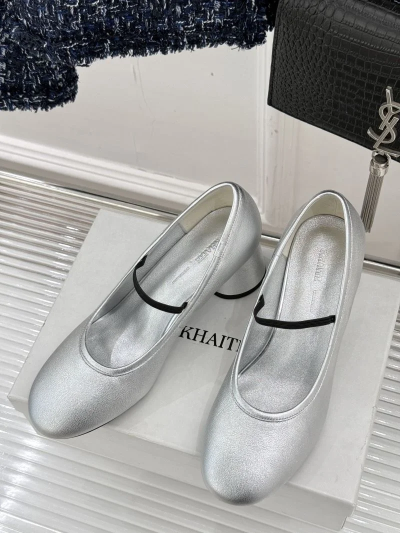 Top mirror Khaite Shoes
