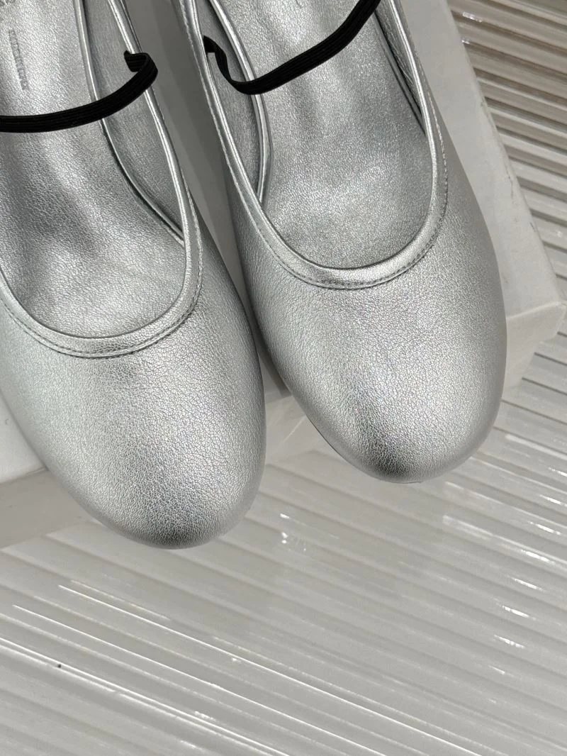 Top mirror Khaite Shoes