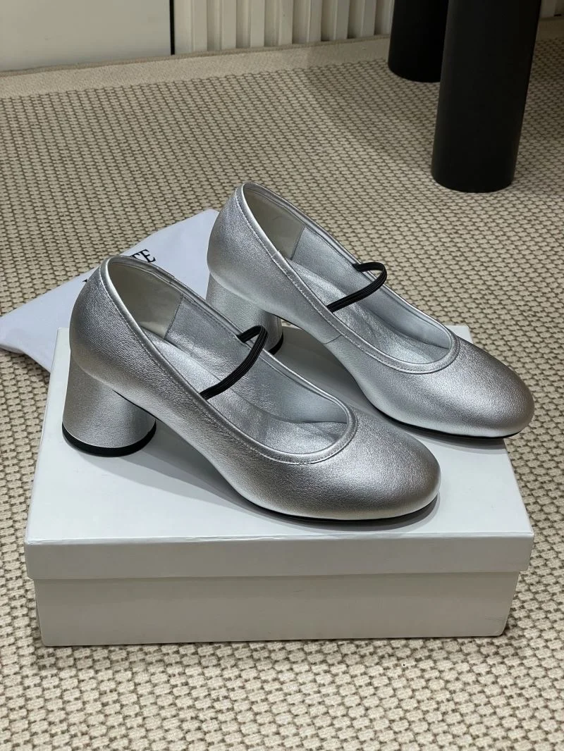 Exact replica Khaite Shoes