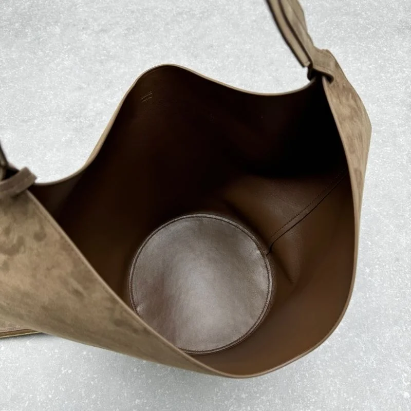 Low-cost Khaite Shopping Bags