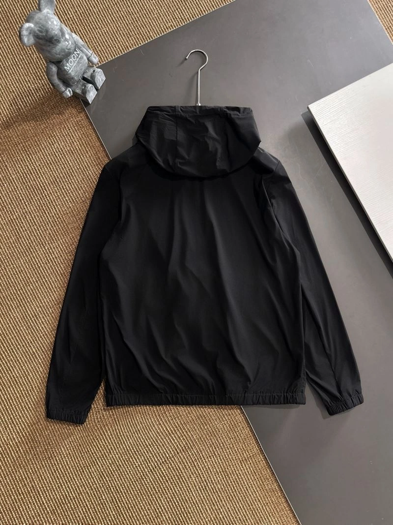 Top match Kiton Outwear
