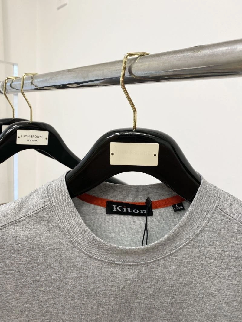 Accurate model Kiton T-Shirts