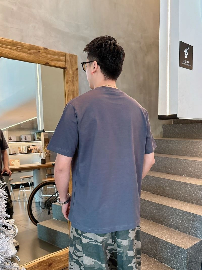Affordable Kiton T-Shirts