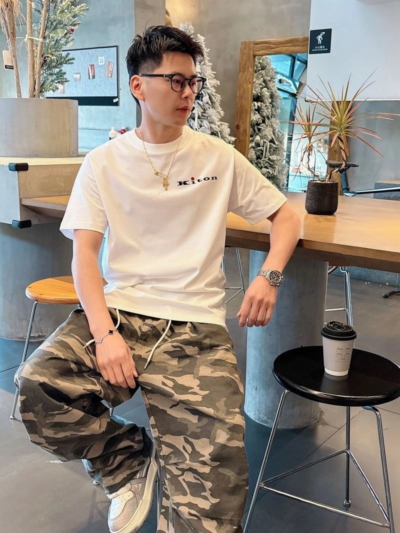 Indistinguishable Kiton T-Shirts