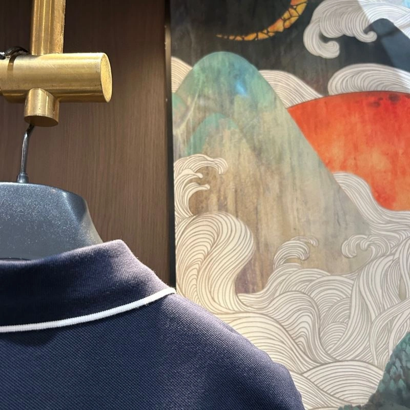 Indistinguishable Kiton T-Shirts