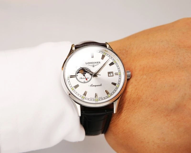 Top mirror LONGINES Watches