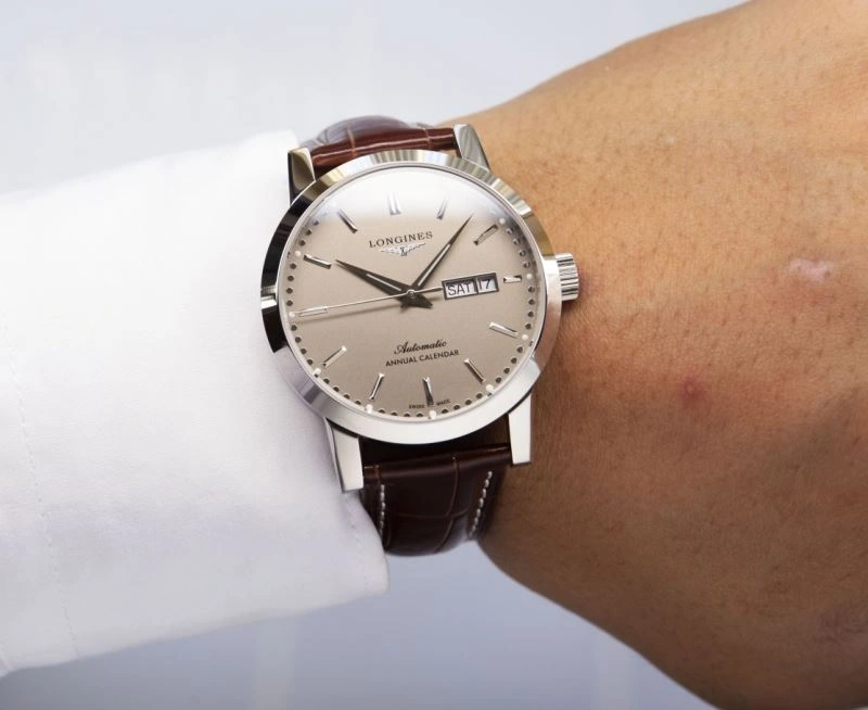 Accurate model LONGINES Watches