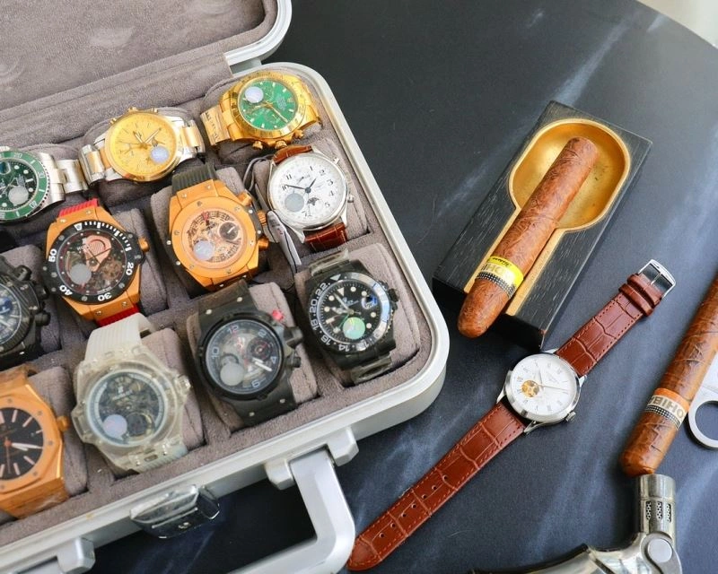 Indistinguishable LONGINES Watches