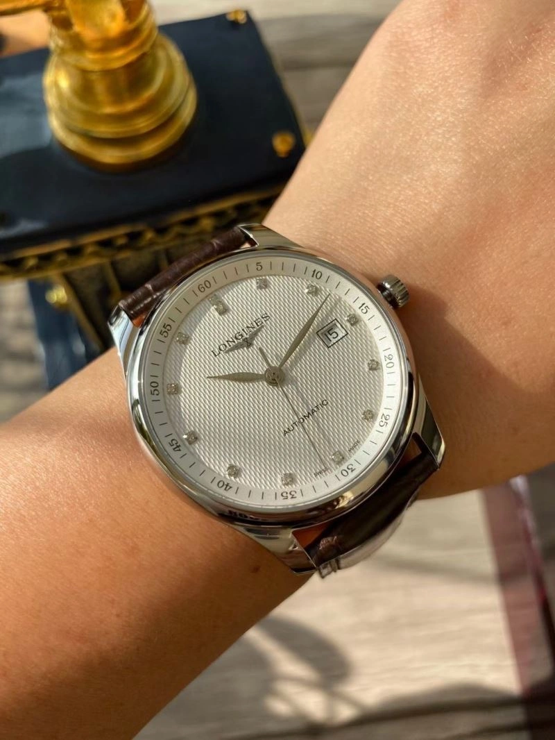 Accurate model LONGINES Watches