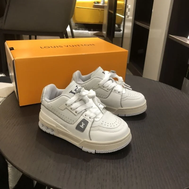 High accuracy LOUIS VUITTON SHOES