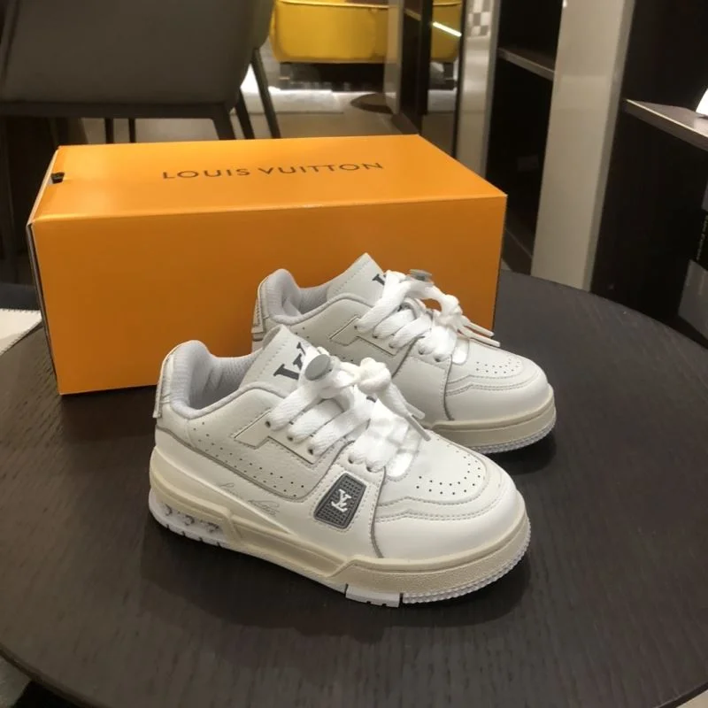High accuracy LOUIS VUITTON SHOES