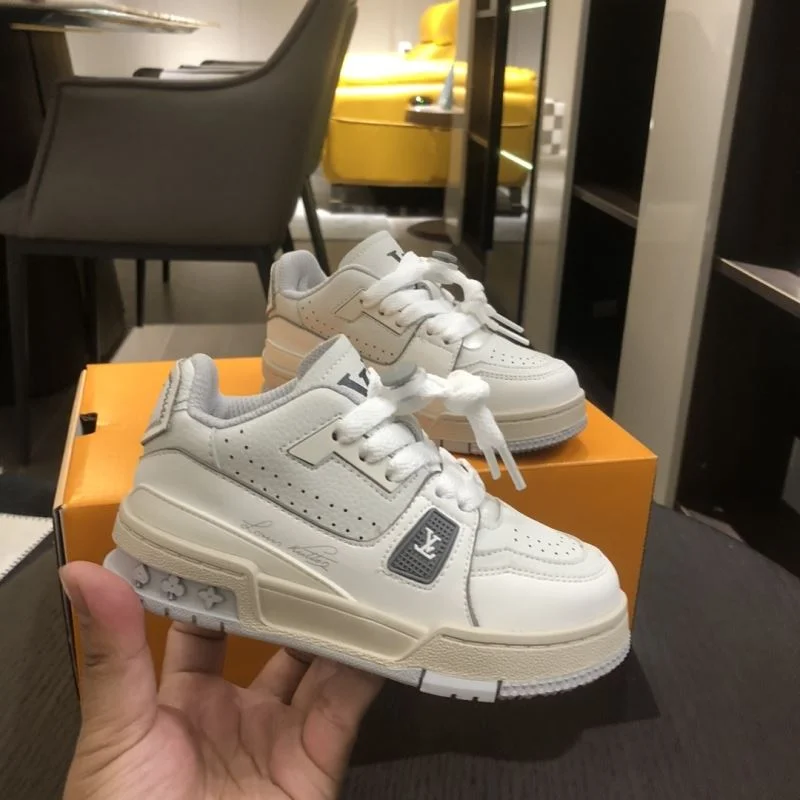 High accuracy LOUIS VUITTON SHOES