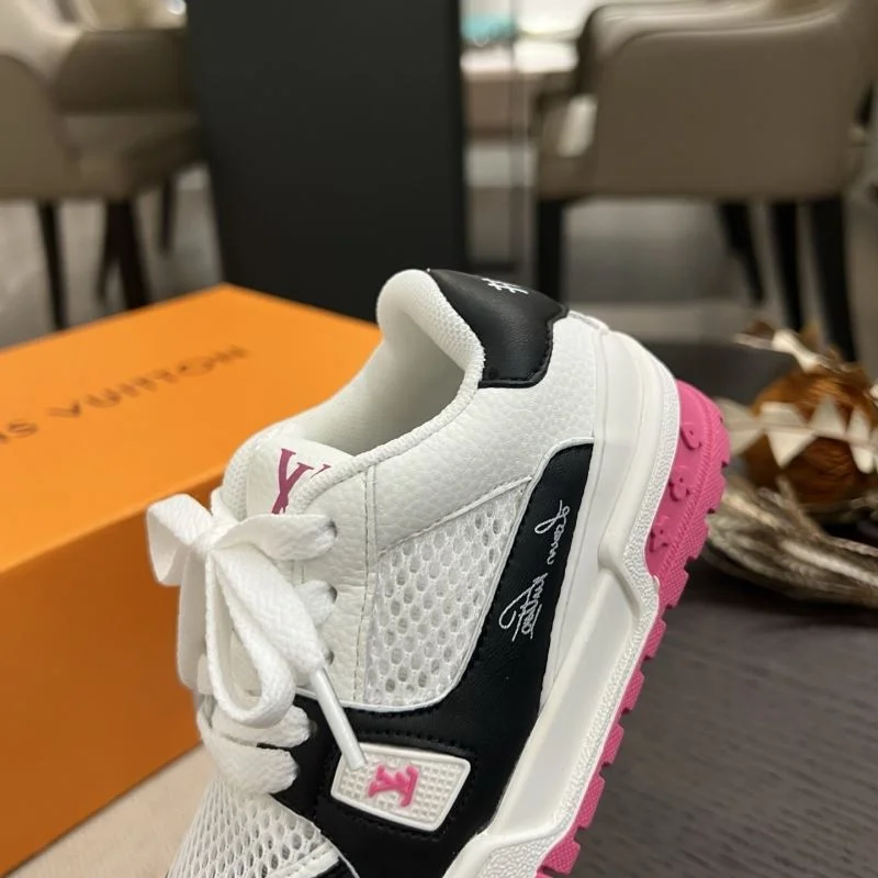 Exact replica LOUIS VUITTON SHOES