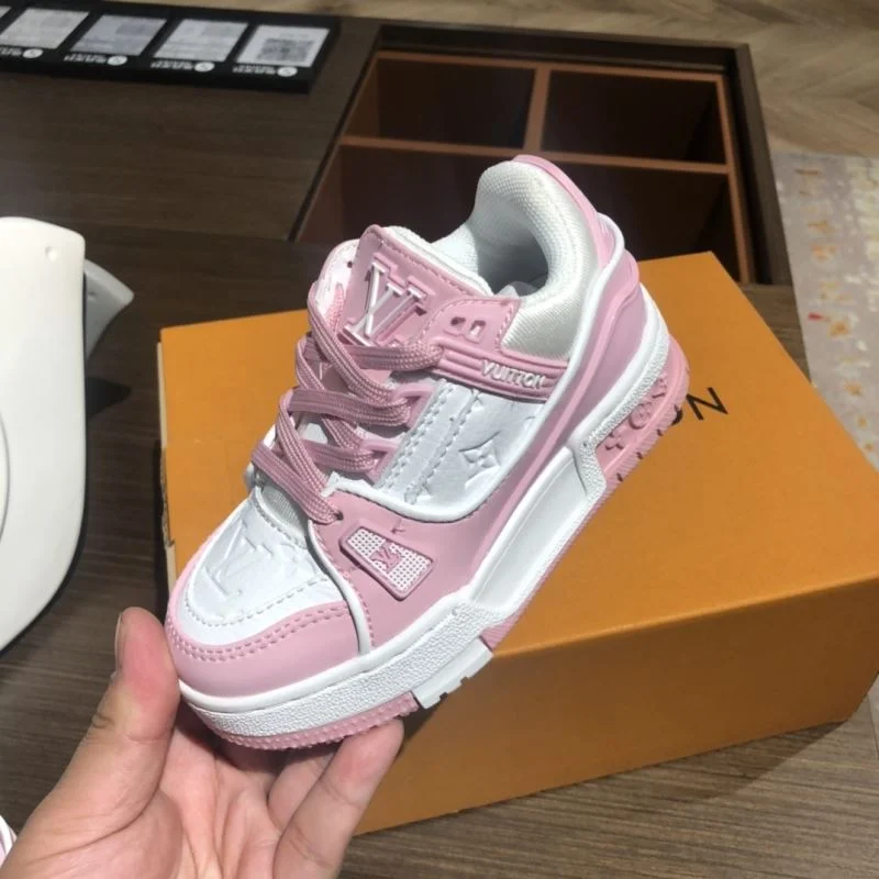 Precise copy LOUIS VUITTON SHOES