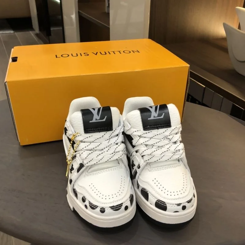 Perfect replica LOUIS VUITTON SHOES