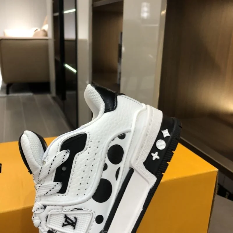 Perfect replica LOUIS VUITTON SHOES