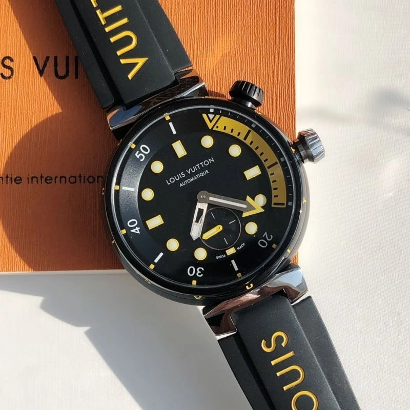 Accurate model LOUIS VUITTON Watches