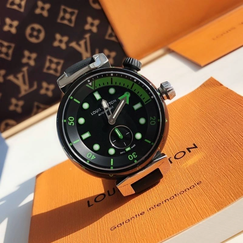 Accurate model LOUIS VUITTON Watches