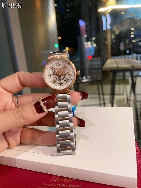 Indistinguishable LOUIS VUITTON Watches