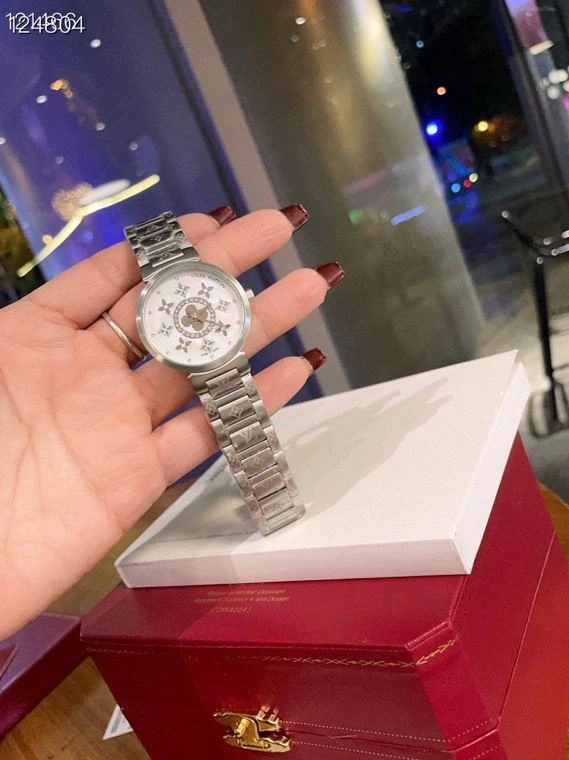 Reasonably priced LOUIS VUITTON Watches