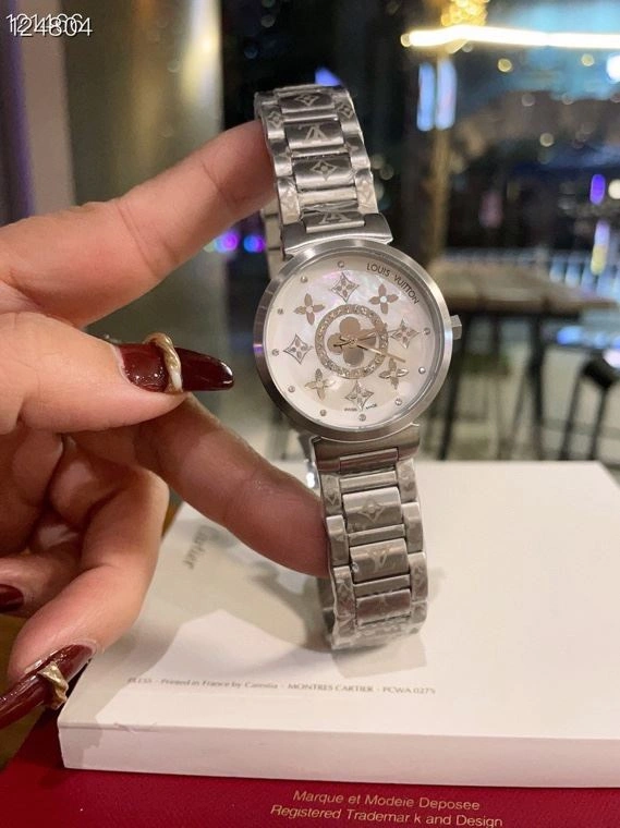 Reasonably priced LOUIS VUITTON Watches