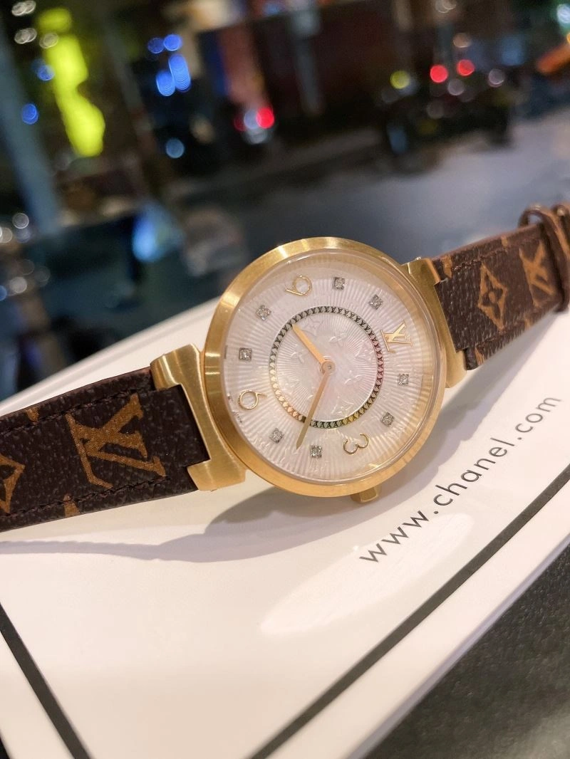 Inexpensive LOUIS VUITTON Watches