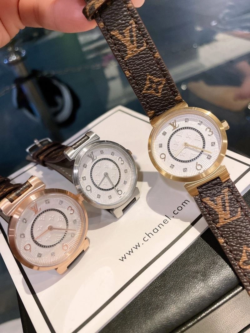 Inexpensive LOUIS VUITTON Watches
