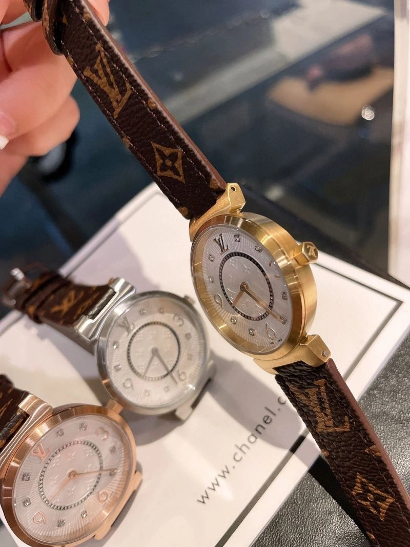 Inexpensive LOUIS VUITTON Watches