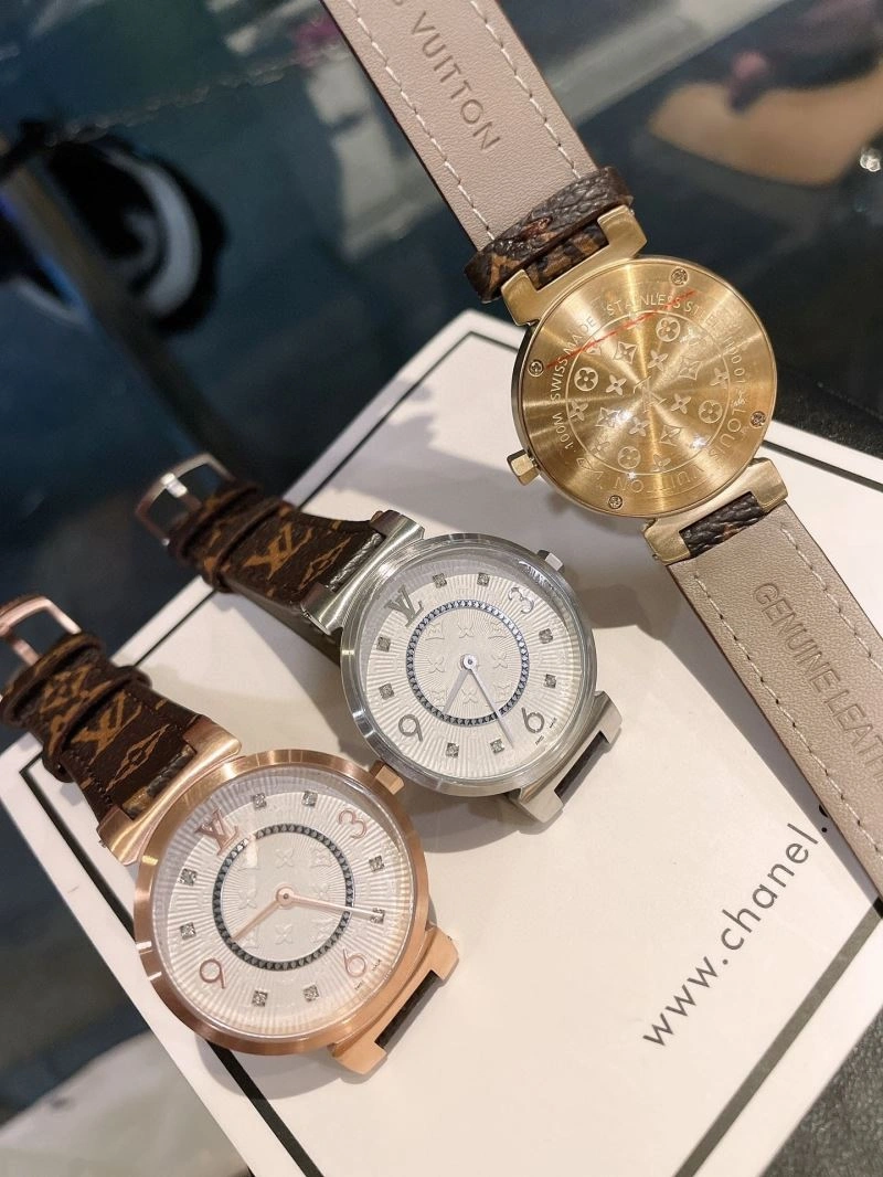 Inexpensive LOUIS VUITTON Watches