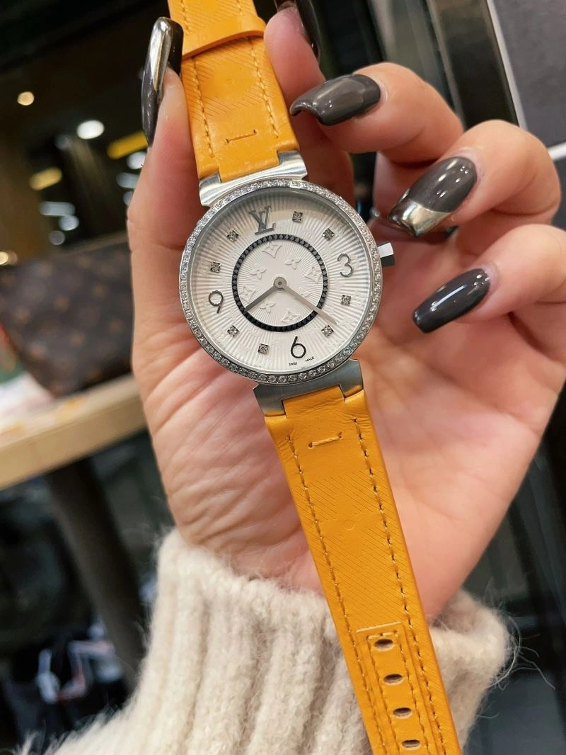 Indistinguishable LOUIS VUITTON Watches